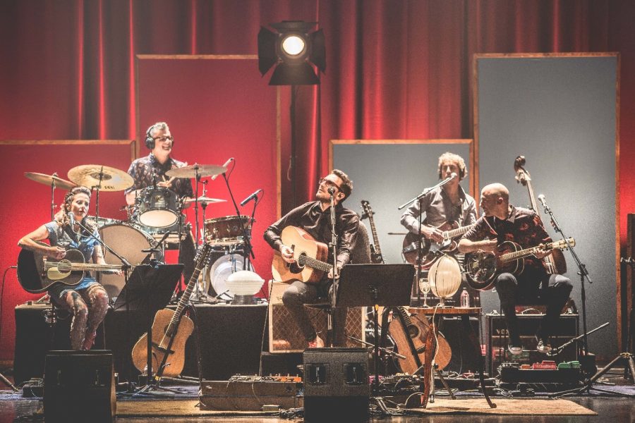 NTVG celebra sus 25 años con un nuevo álbum recopilatorio: Otras ...