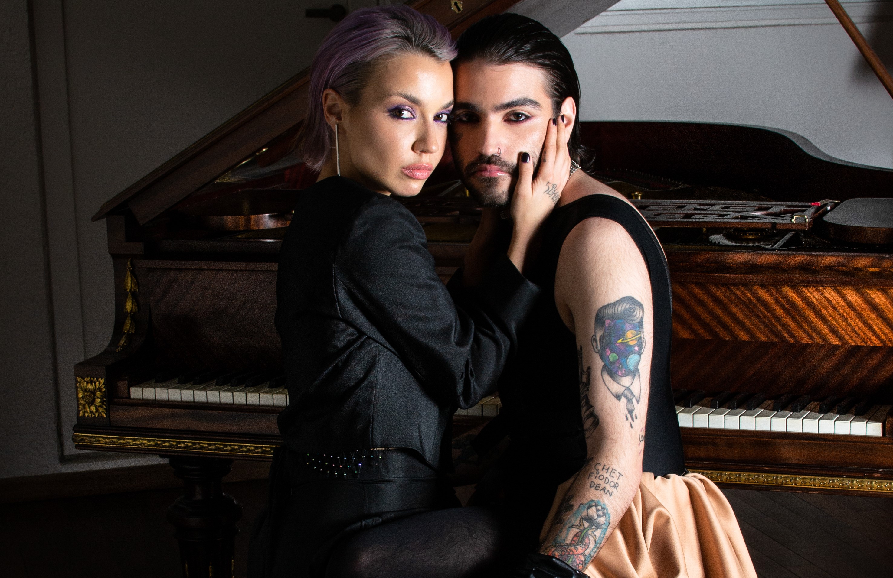 Femi y Axel Fixs unen sus voces en «SUR» - Billboard | Billboard