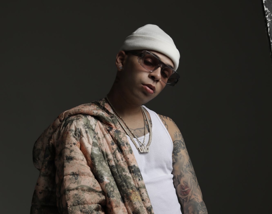 KEVVO une fuerzas con Farruko y Wisin en "Sol, mar y playa" | Billboard ...