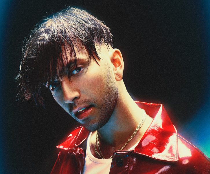 Bhavi continúa presentando «Abducción» - Billboard | Billboard